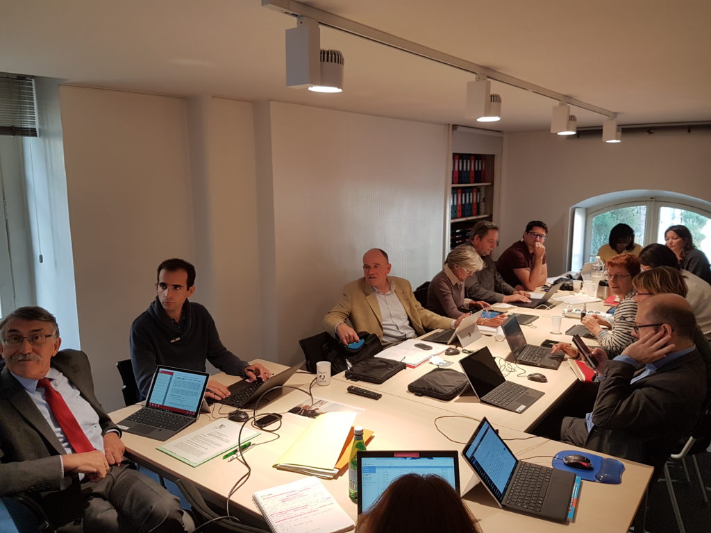 Le groupe Front National toujours présent pour vous défendre ...